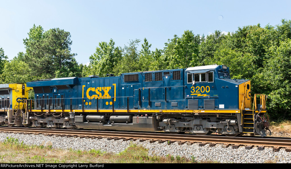 CSX 3200